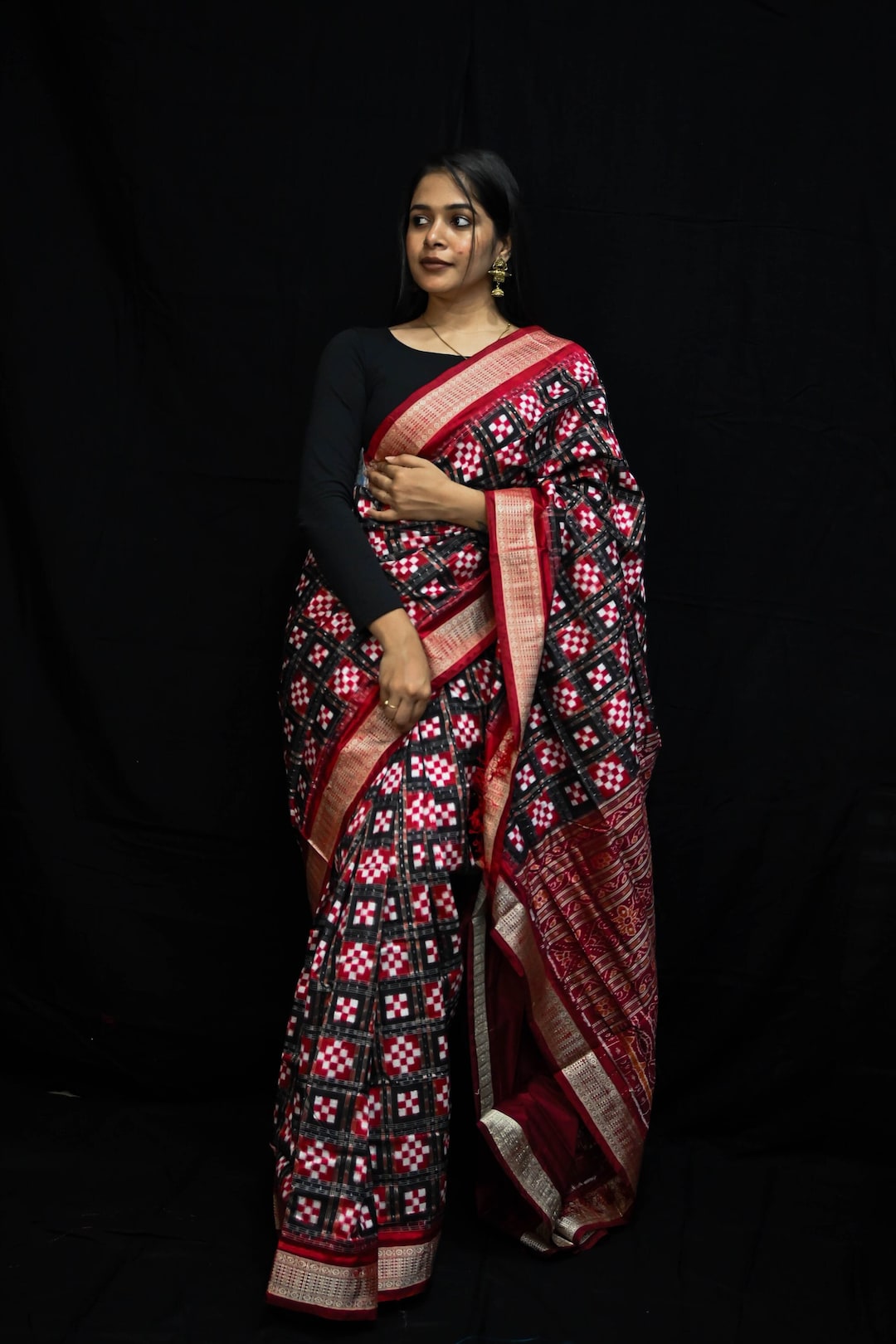 Red Black White Pasapali Kothi Odisha Ikat Sambalpuri Silk Saree-odisha ...