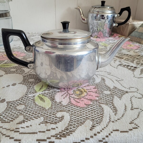 Vintage Tea Pot - Etsy