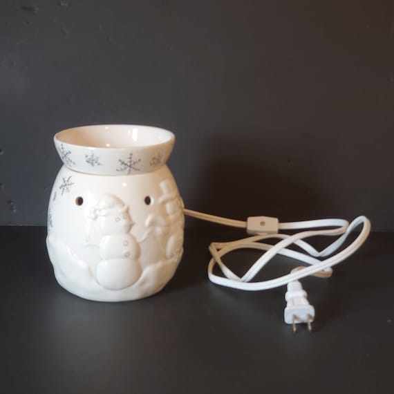 Scentsy Snow Day Full Size Warmer Retired Snowman Snowflakes - Etsy