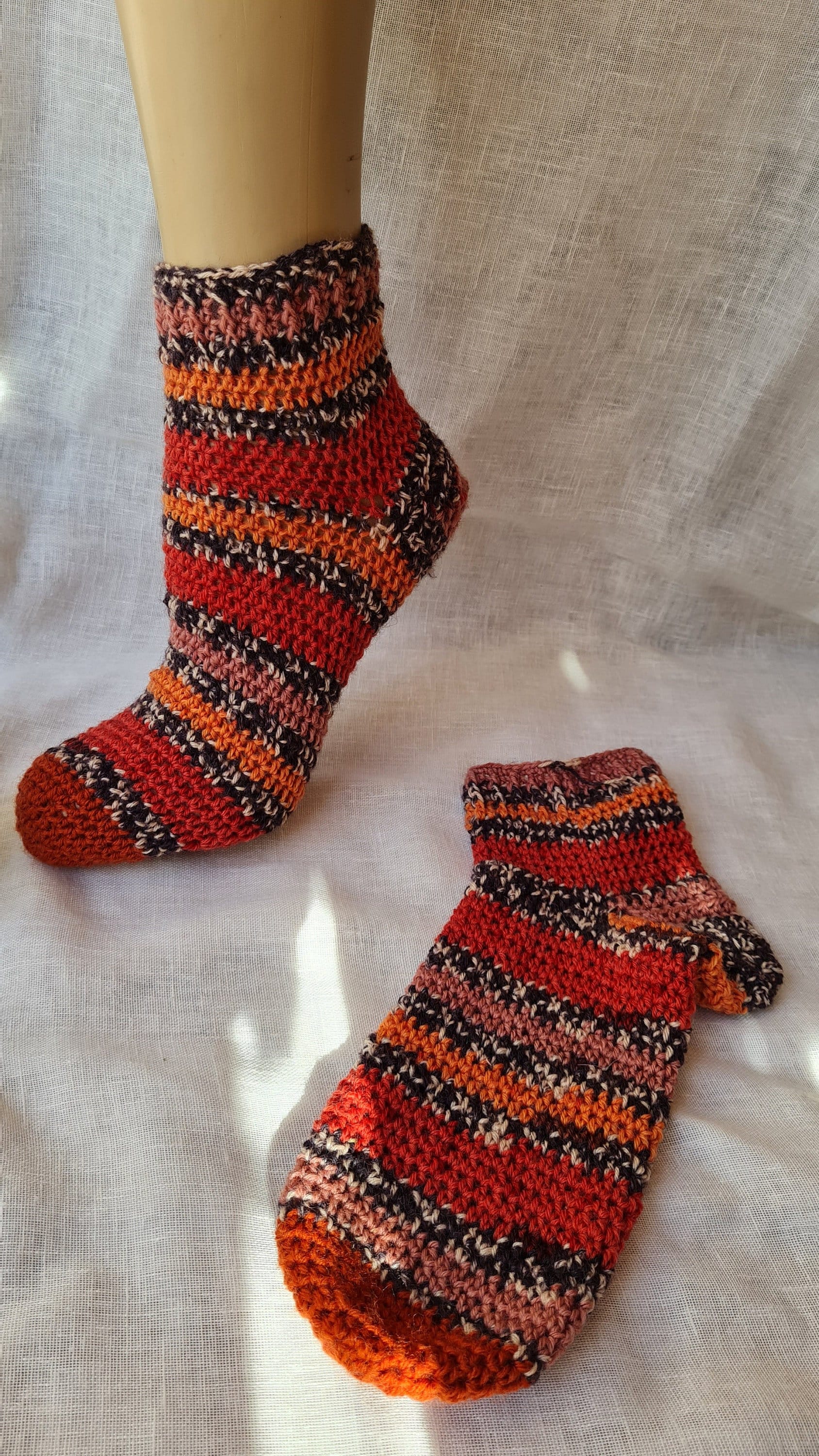 Easy Crochet Sock Pattern: Duvet Days Design (PDF Pattern) - Etsy