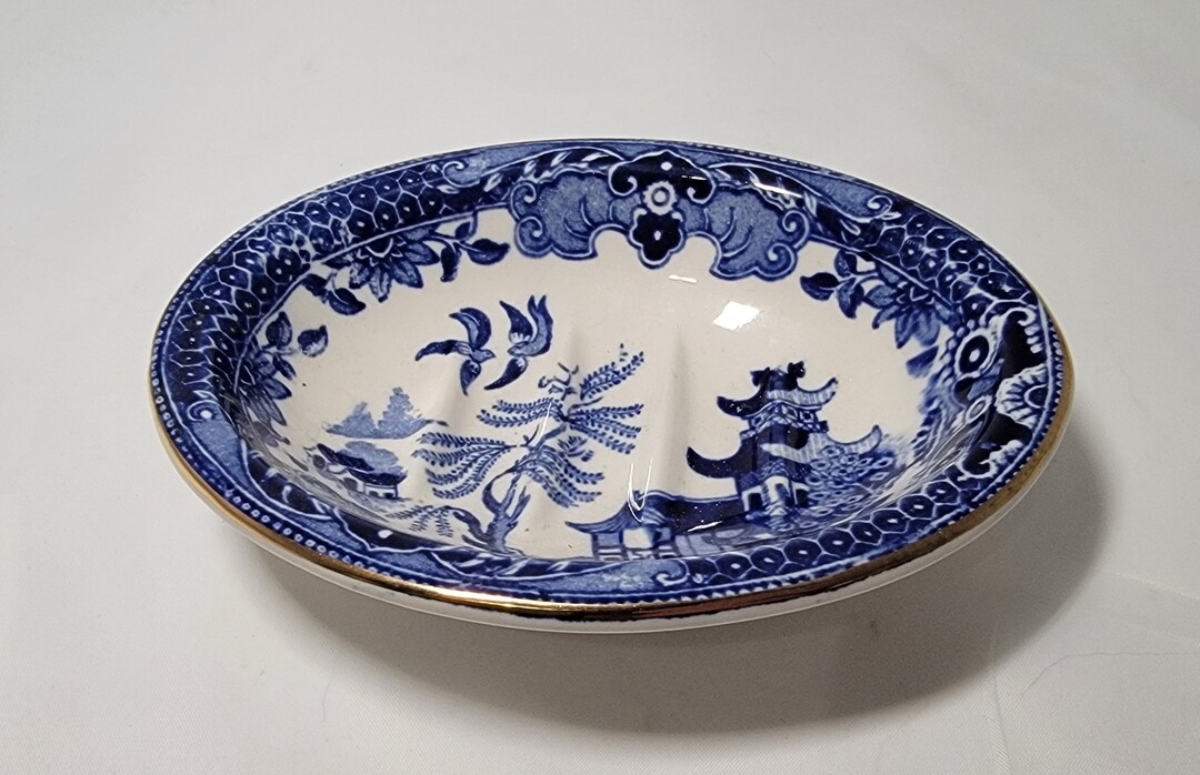 Antique 1920's Blue Willow Burleigh Ware Grooved Soap Dish, Gold Trim ...