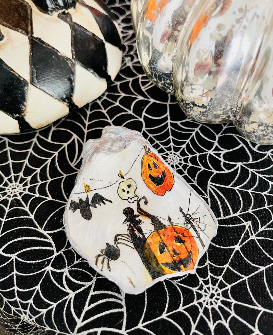 Oyster Shell Pumpkin Bat & Ghost Keepsake Ring Dish - Etsy