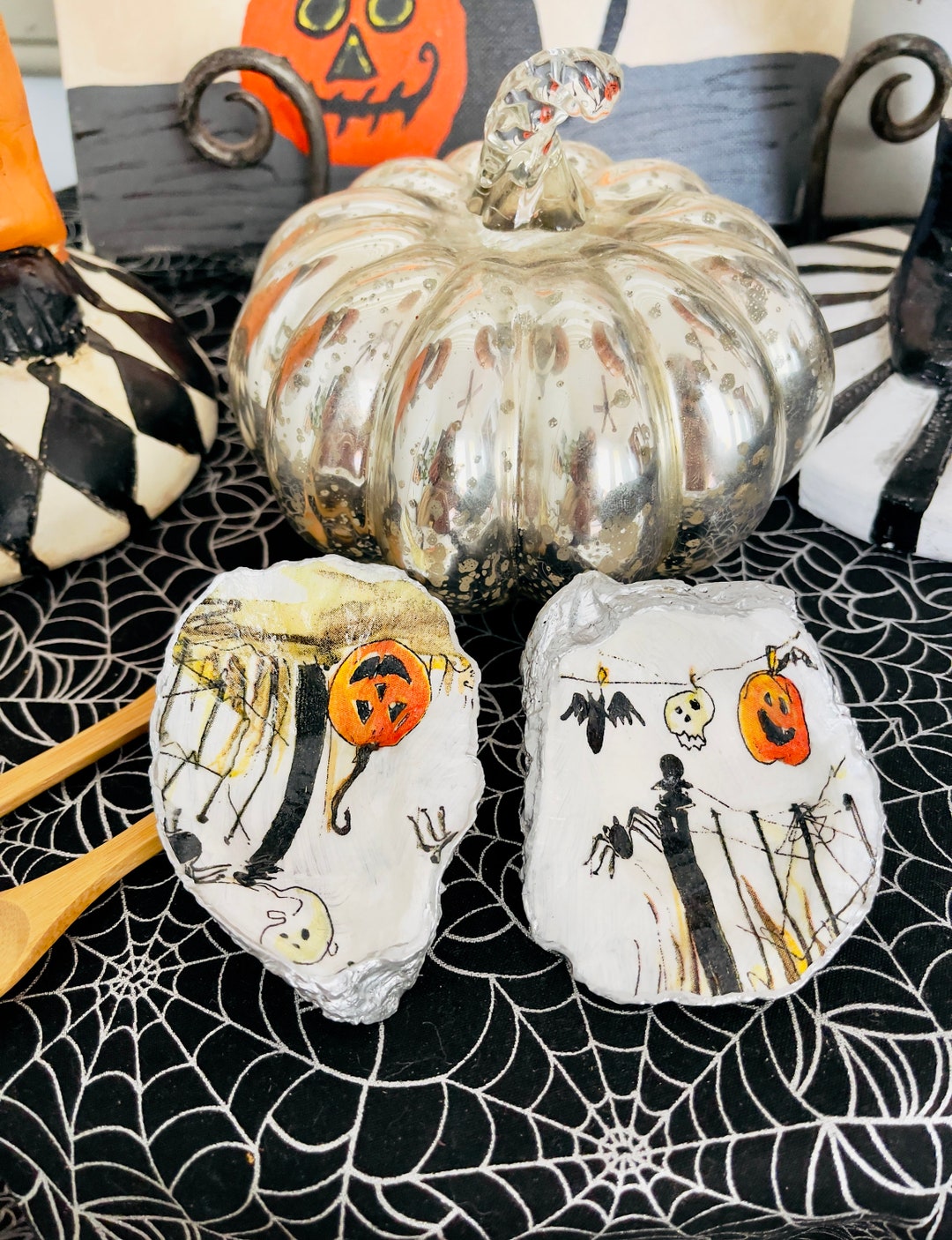 Oyster Shells Pumpkin Bat Ghost Salt & Pepper Servers With Bamboo Wood ...