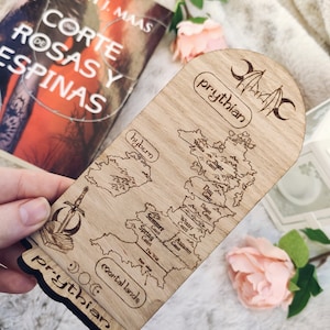 Wood Standee Acotar Map, a Court of Roses and Thorns Wood Standee ...