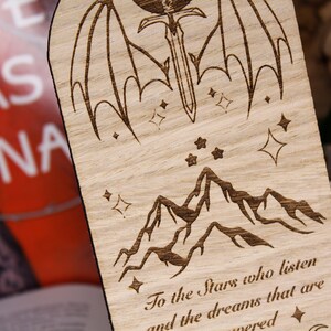 Wood Standee Acotar, a Court of Roses and Thorns Wood Standee Literary ...