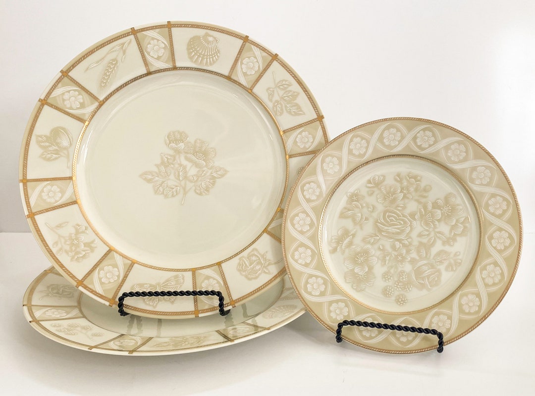 Vintage Mikasa Natures Theme Gold Trim Dinnerware Set 2 Dinner Plates ...