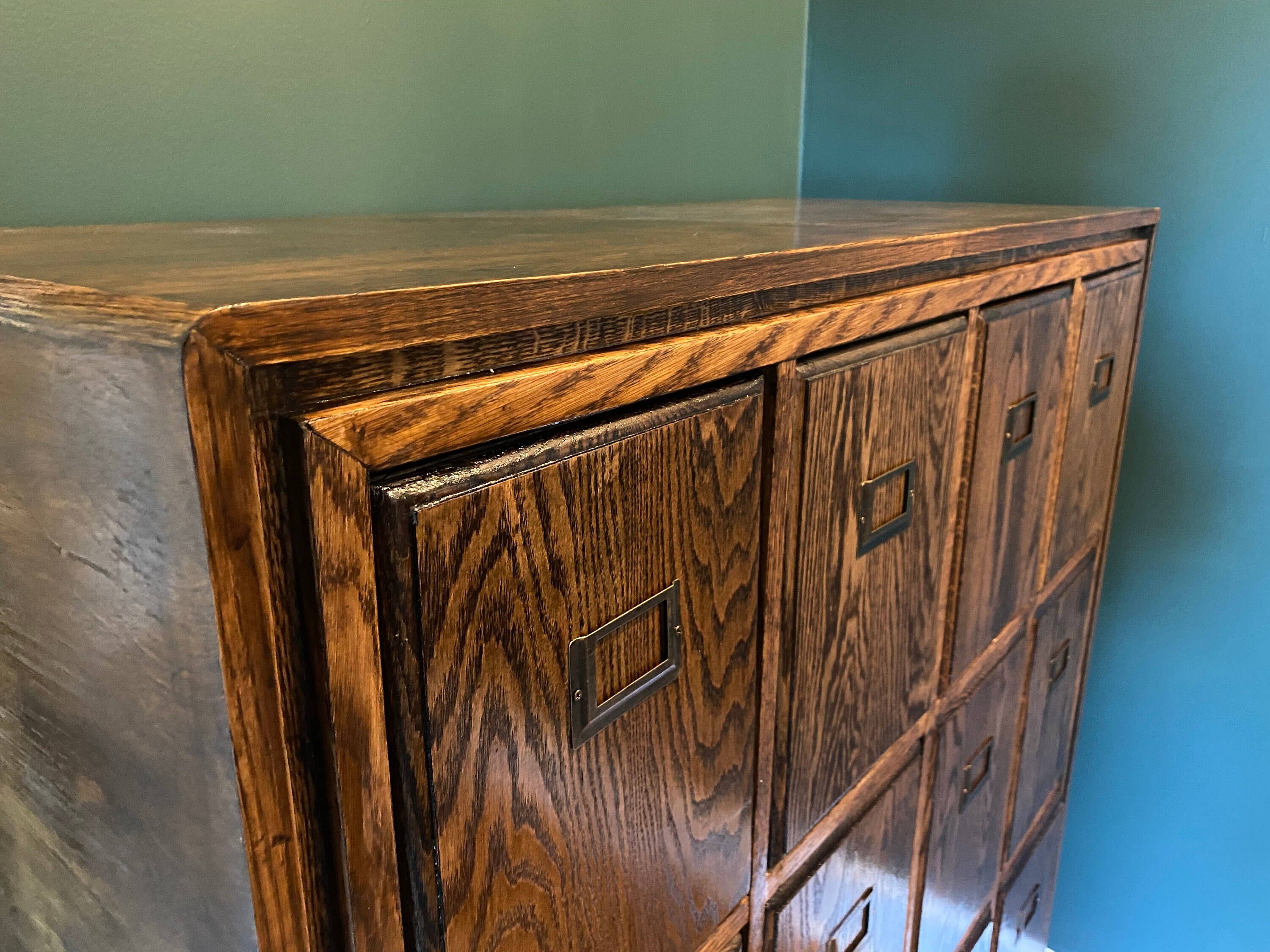 Premium Floating Comic Book Cabinet 12 Push to Open Drawers - Etsy