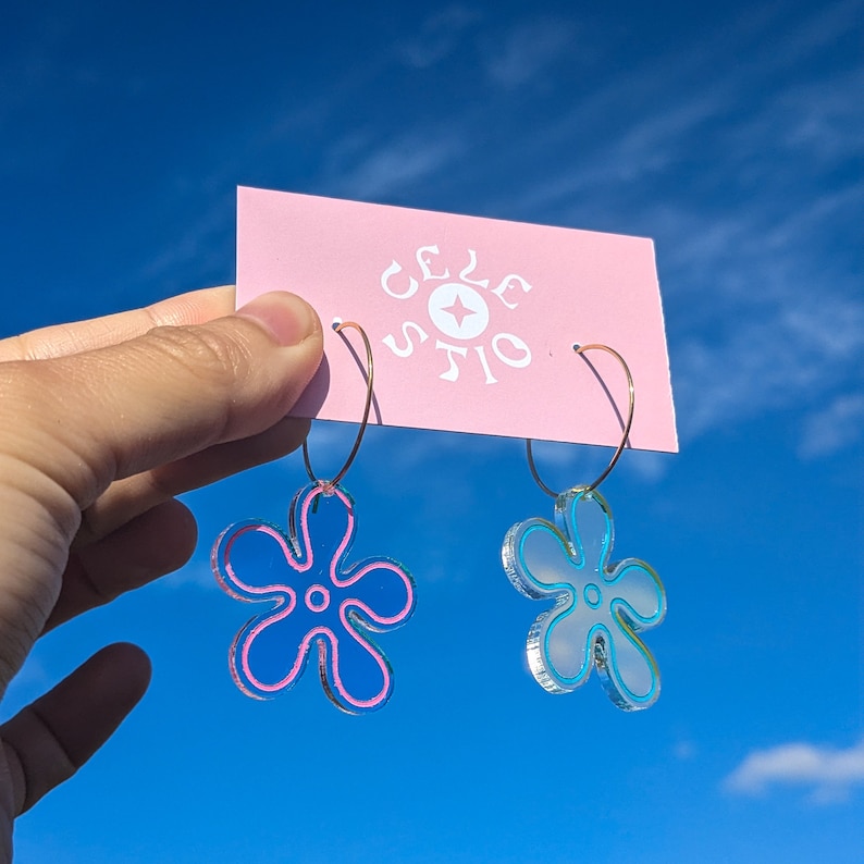 Spongebob Squarepants Holographic Flower Acrylic Earrings - Bikini ...