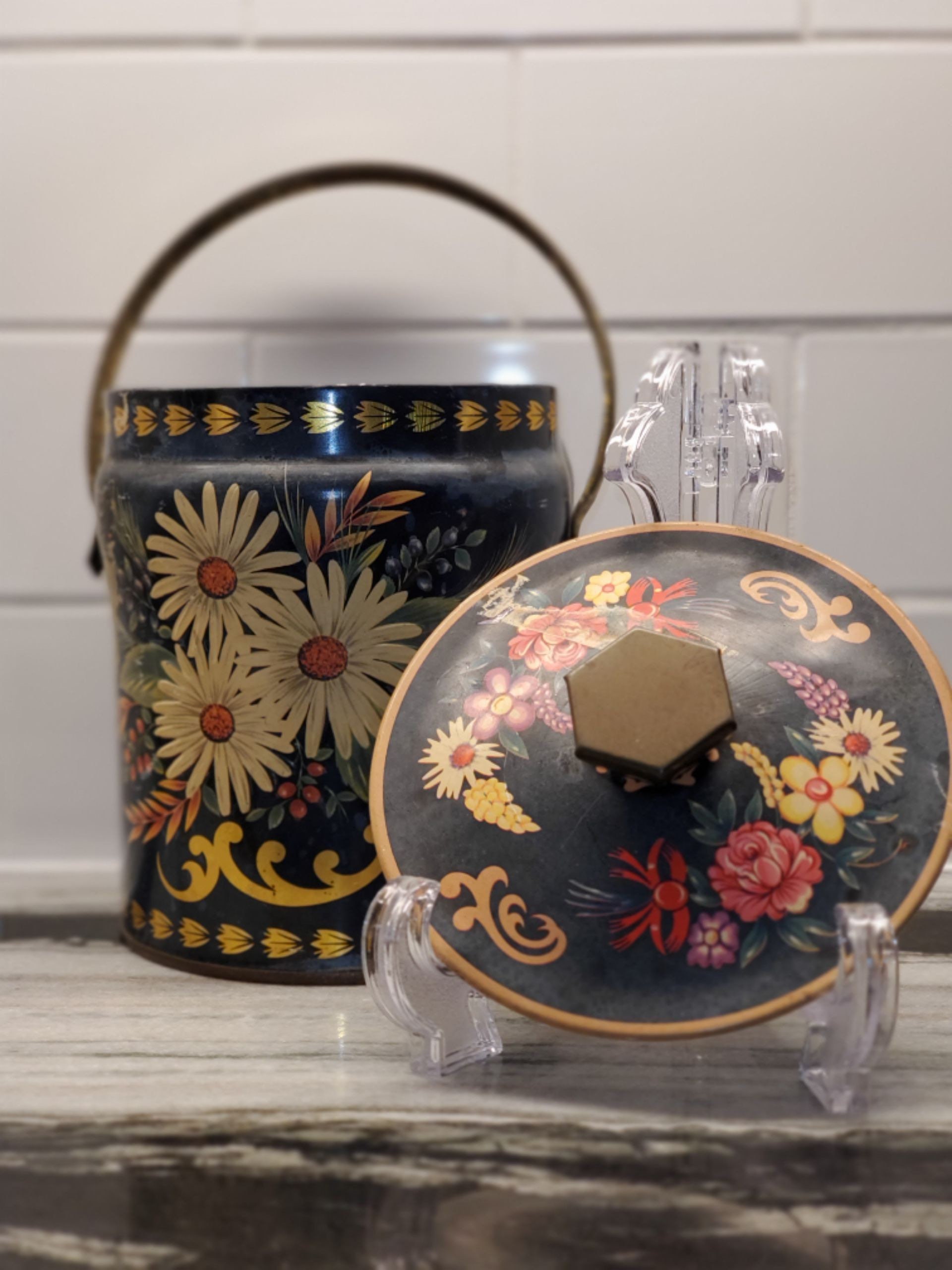 Enamel Murray Allen Biscuit Tin - Etsy