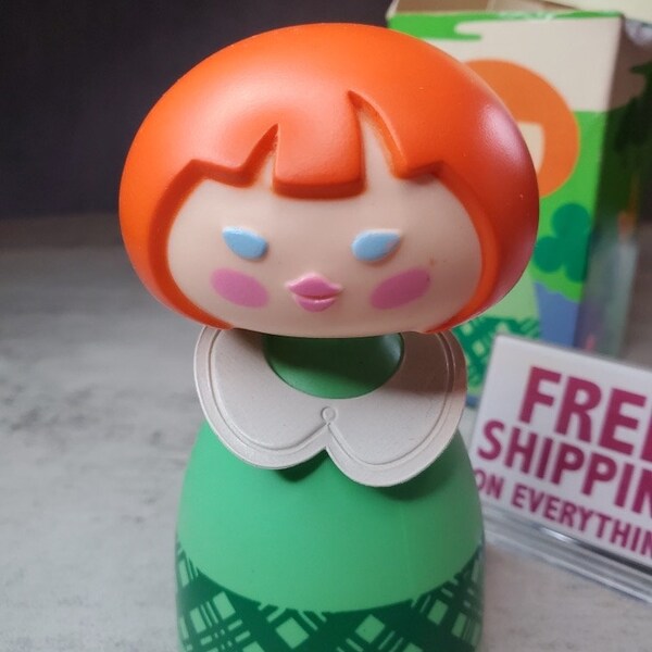 Avon Small World - Etsy