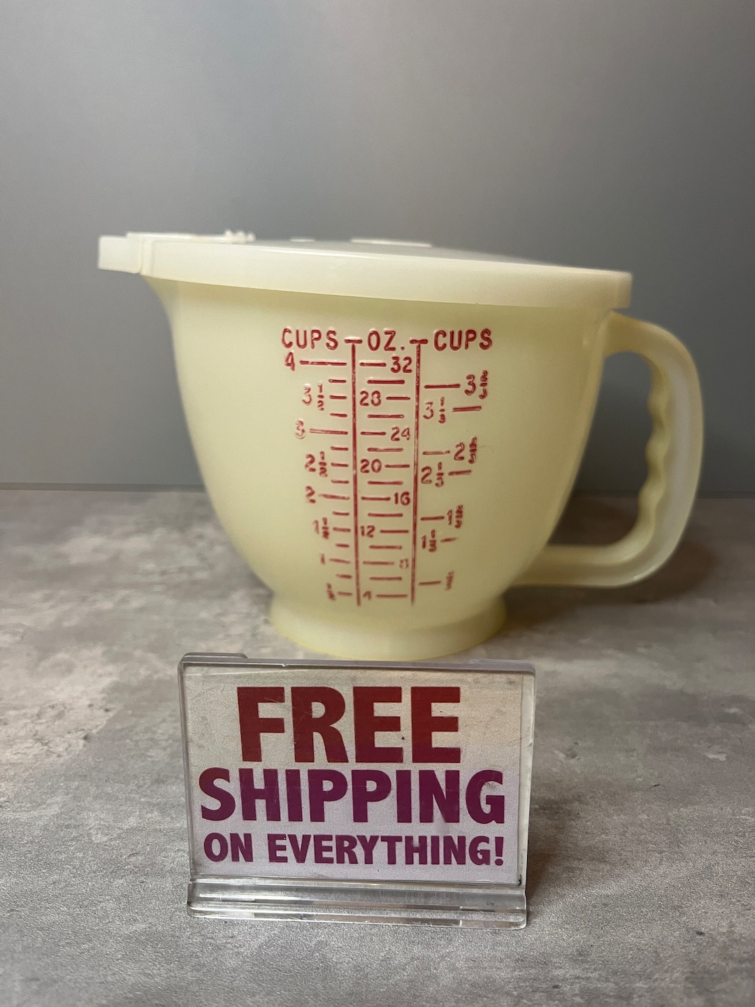 Vintage 1977 Tupperware 4 Cup 1 Liter Batter Bowl Measuring Cup Pitcher ...