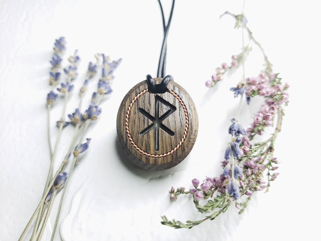 Love Viking Rune Pendant With Glowing, Rune necklace, Norse necklace ...