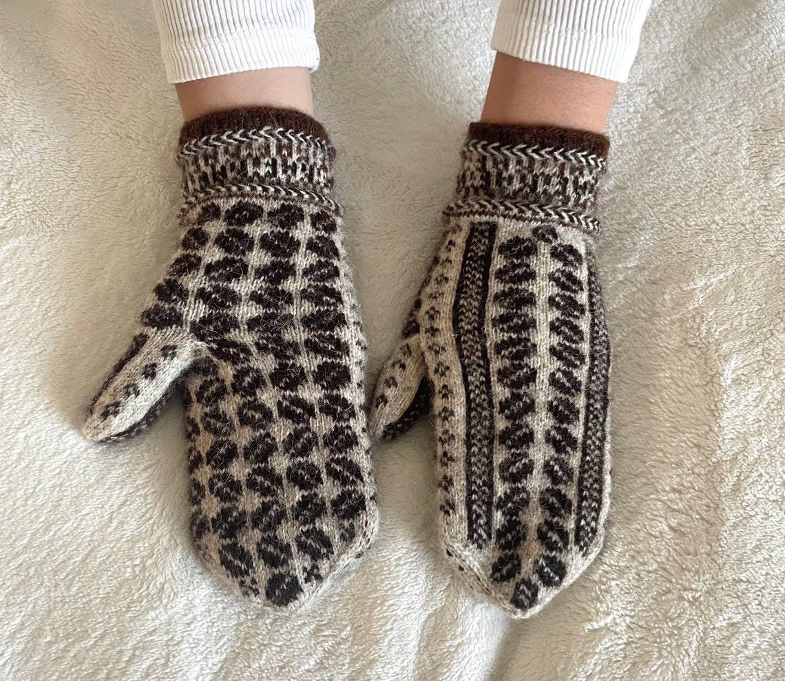 The Fika Mitten Knitting Pattern Colorwork Espresso Mittens With Ribbed ...