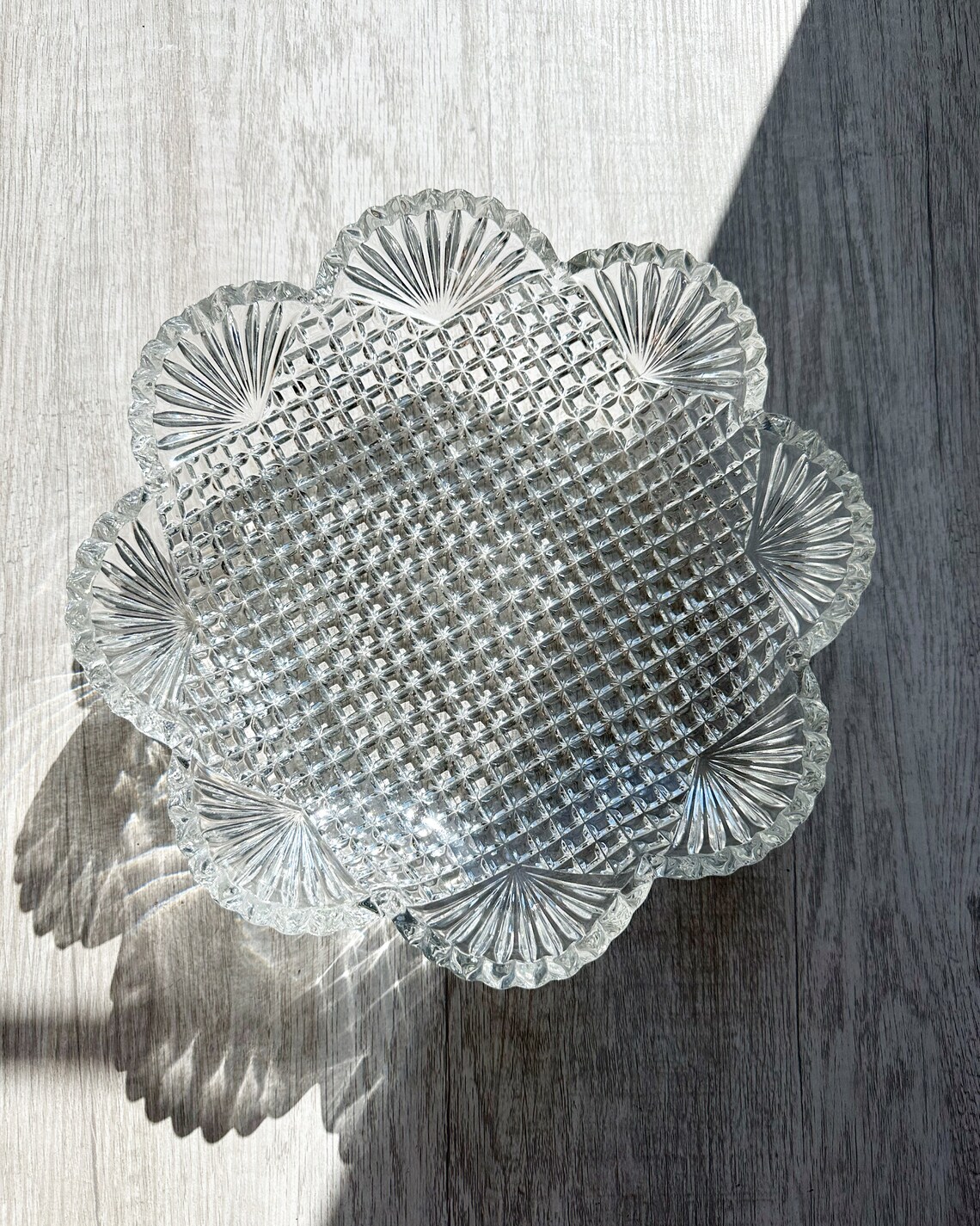 Vintage Crystal Glass Bowl Scalloped Shell Edge Grid Design Catchall ...