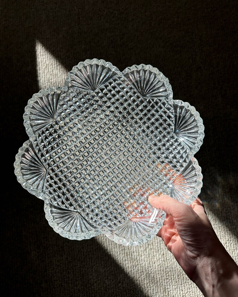 Vintage Crystal Glass Bowl Scalloped Shell Edge Grid Design Catchall ...