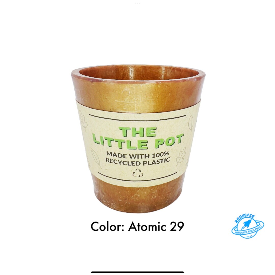 The Little Pot | Planter Pot by Resinate | 100% Recycled Plastic Pot ...