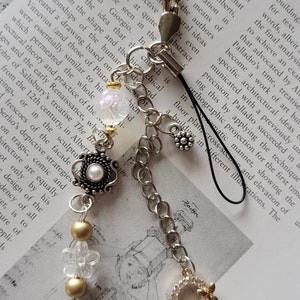 Birth Flower Phone Charm - Etsy