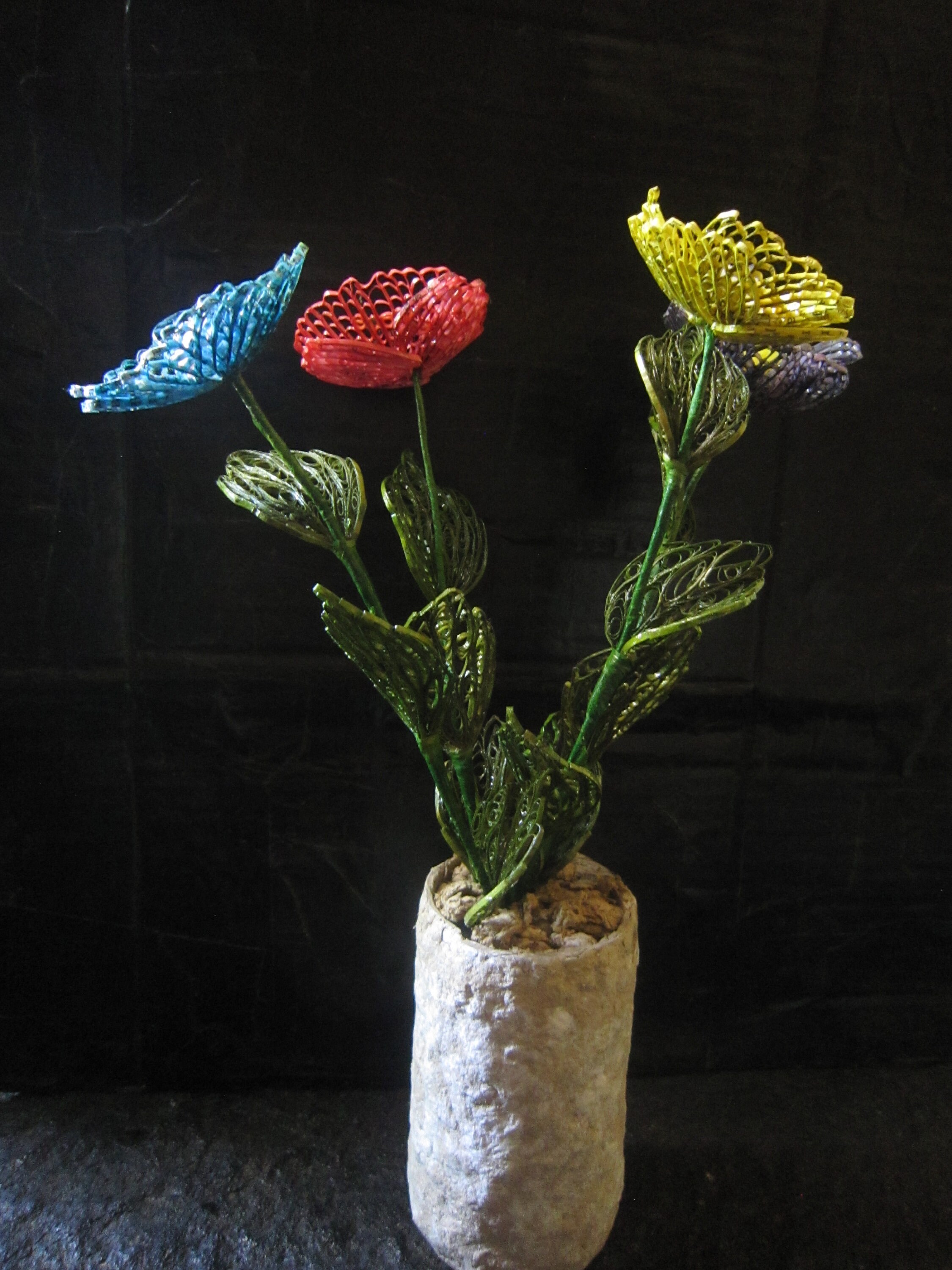 Paper Quilling Flower Vase