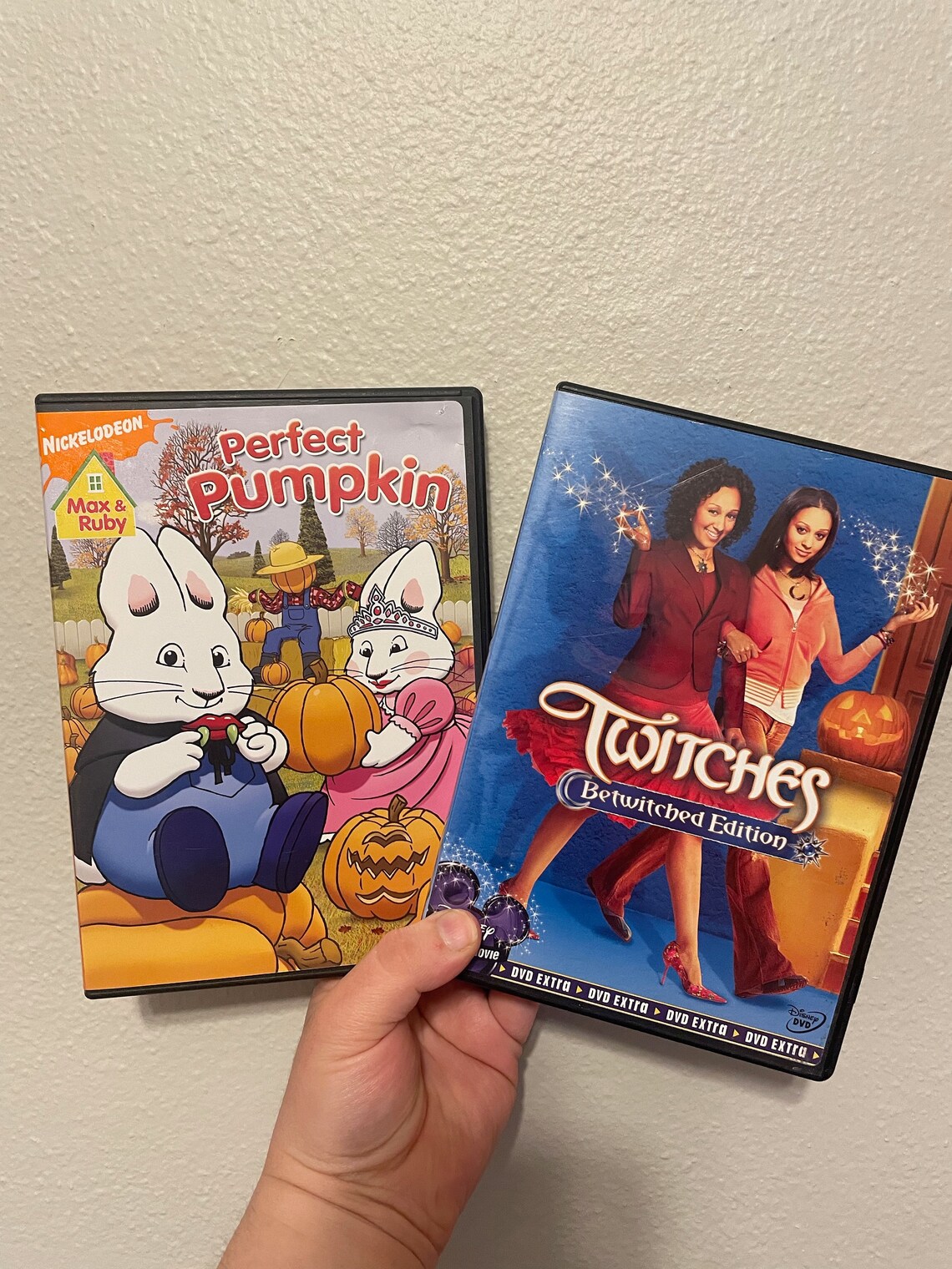00s Halloween Dvds. Nickelodeon, Max and Ruby, Spongebob, Twitches ...
