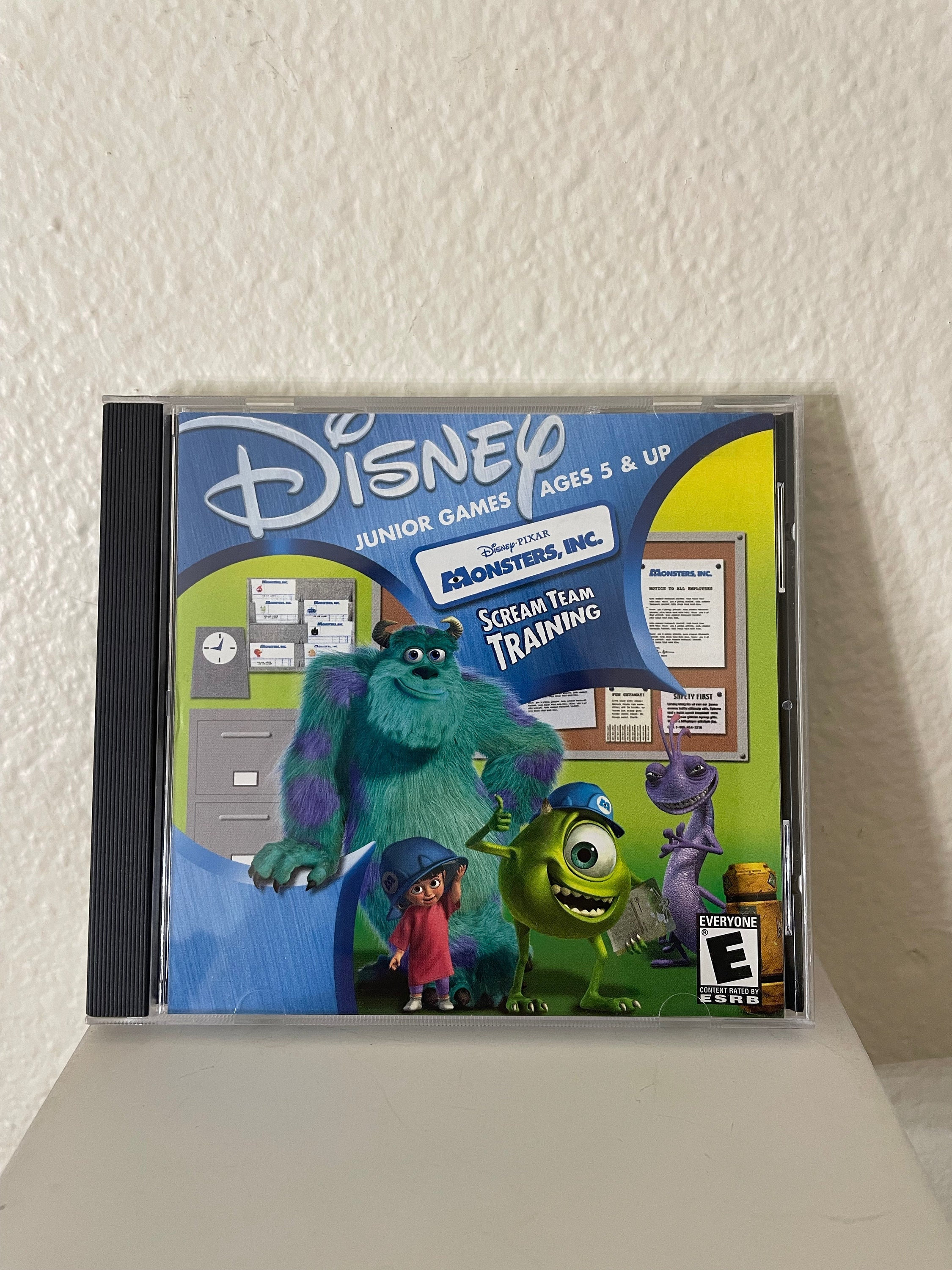 2001 Disney Monster INC Scream Team Training Game CD ROM Computer Game ...