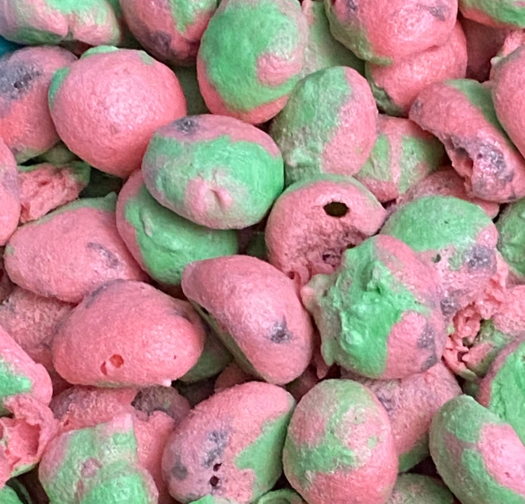 Watermelon Puffs~ Freeze Dried Watermelon Salt Water Taffy - Etsy
