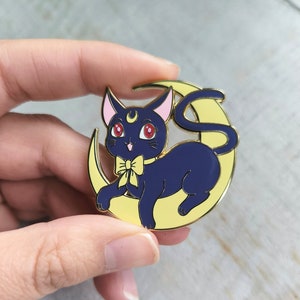 HARD ENAMEL PIN ღ Sailor Moon: Moon Fan Art Linarahe Kawaii Cute Chibi ...