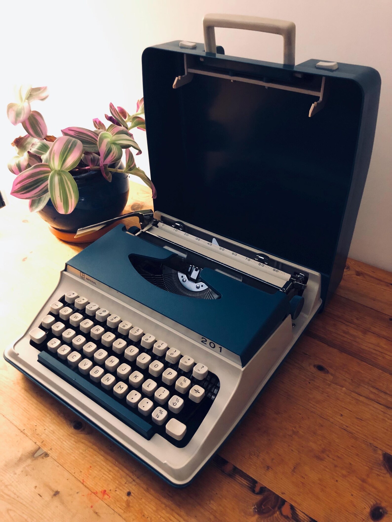 Imperial Litton 201 Typewriter in Teal and Cream. Original Case and New ...