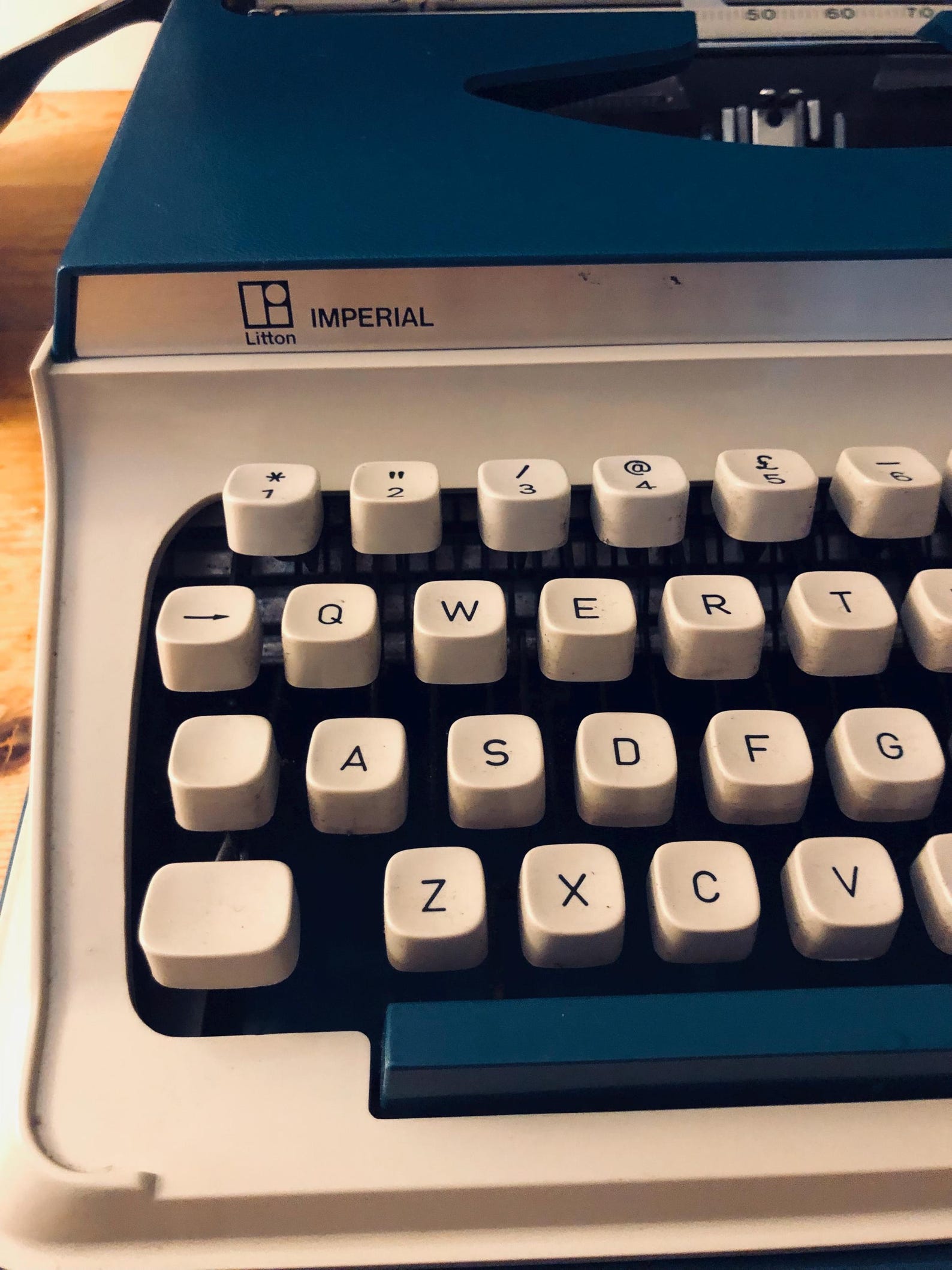 Imperial Litton 201 Typewriter in Teal and Cream. Original Case and New ...