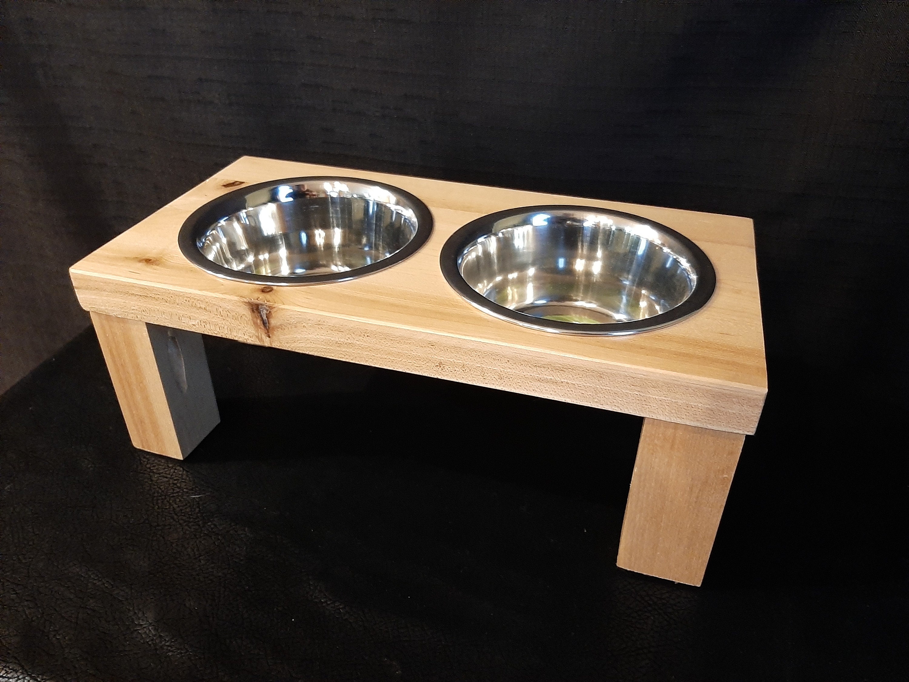 Maple Dog Dish Holder - Etsy