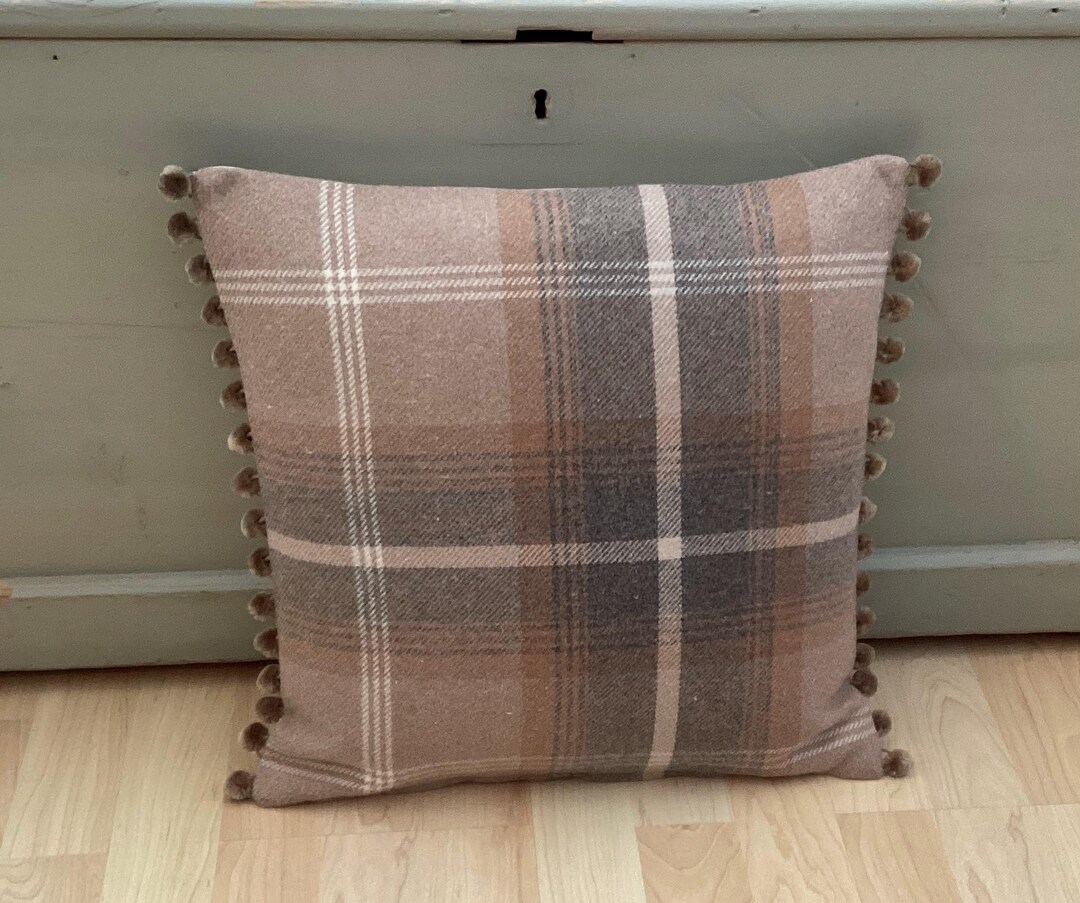 Balmoral Tartan Plaid Tweed Cushion Cover: Antique Gold & Beige Pompom ...