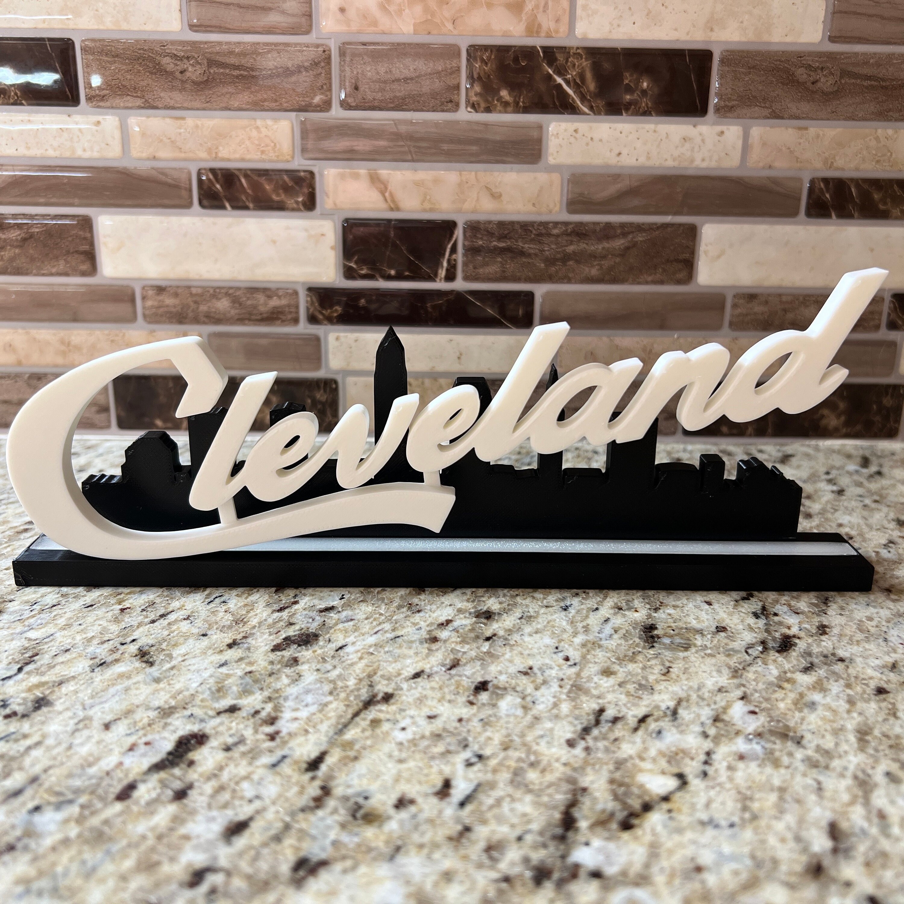 LED Light up Cleveland Script W/ City Skyline Desktop Stand Sign Figure ...