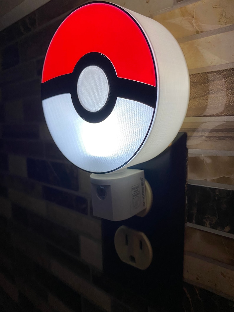 Pokémon Pokeball Automatic Light Sensing Night Light - Etsy