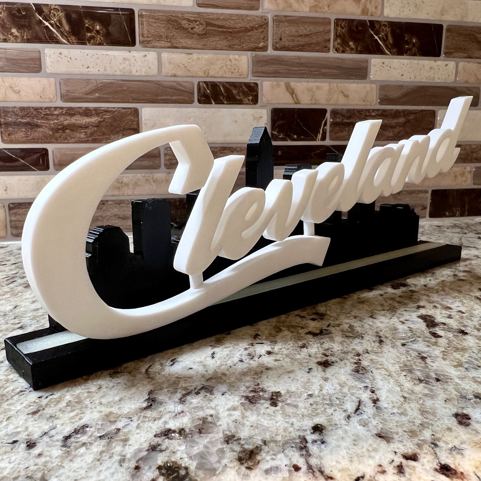 LED Light up Cleveland Script W/ City Skyline Desktop Stand Sign Figure ...