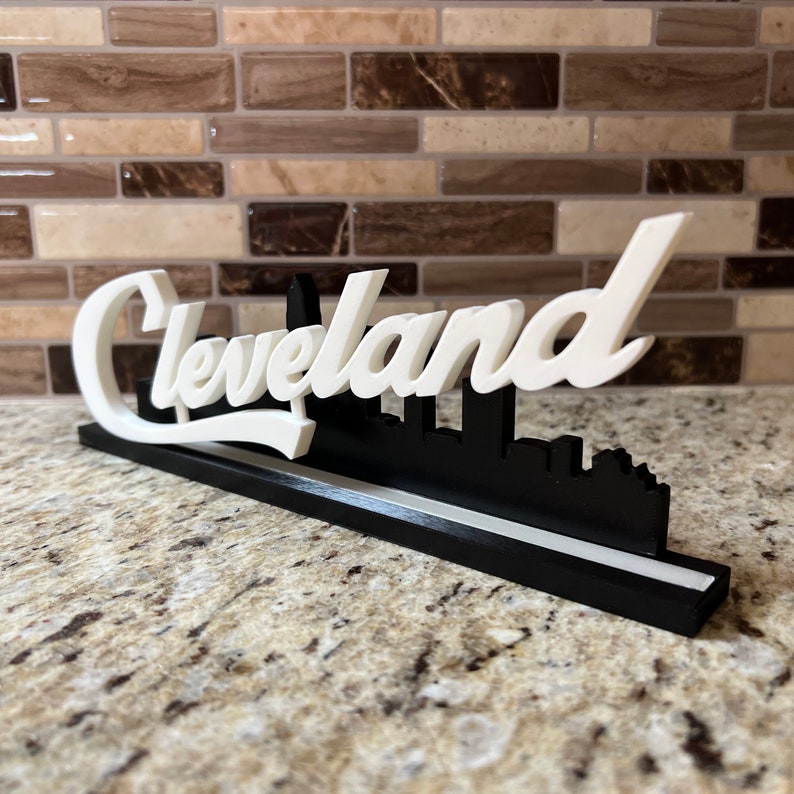 LED Light up Cleveland Script W/ City Skyline Desktop Stand Sign Figure ...