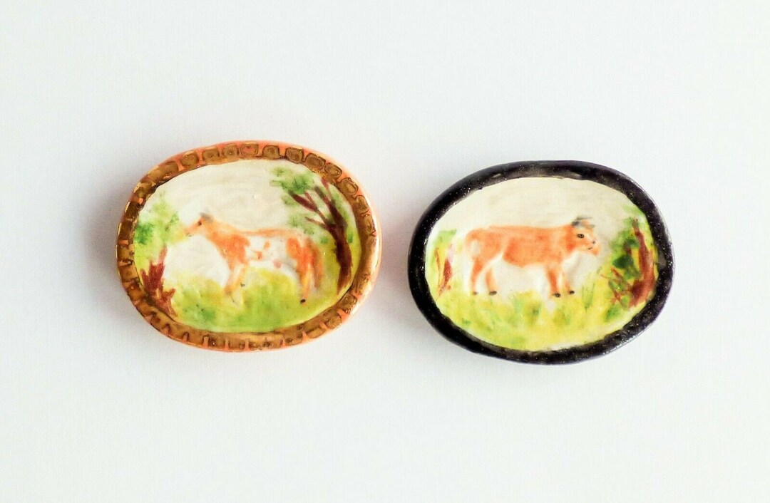A Pair of Staffordshire Cow Plates - Etsy
