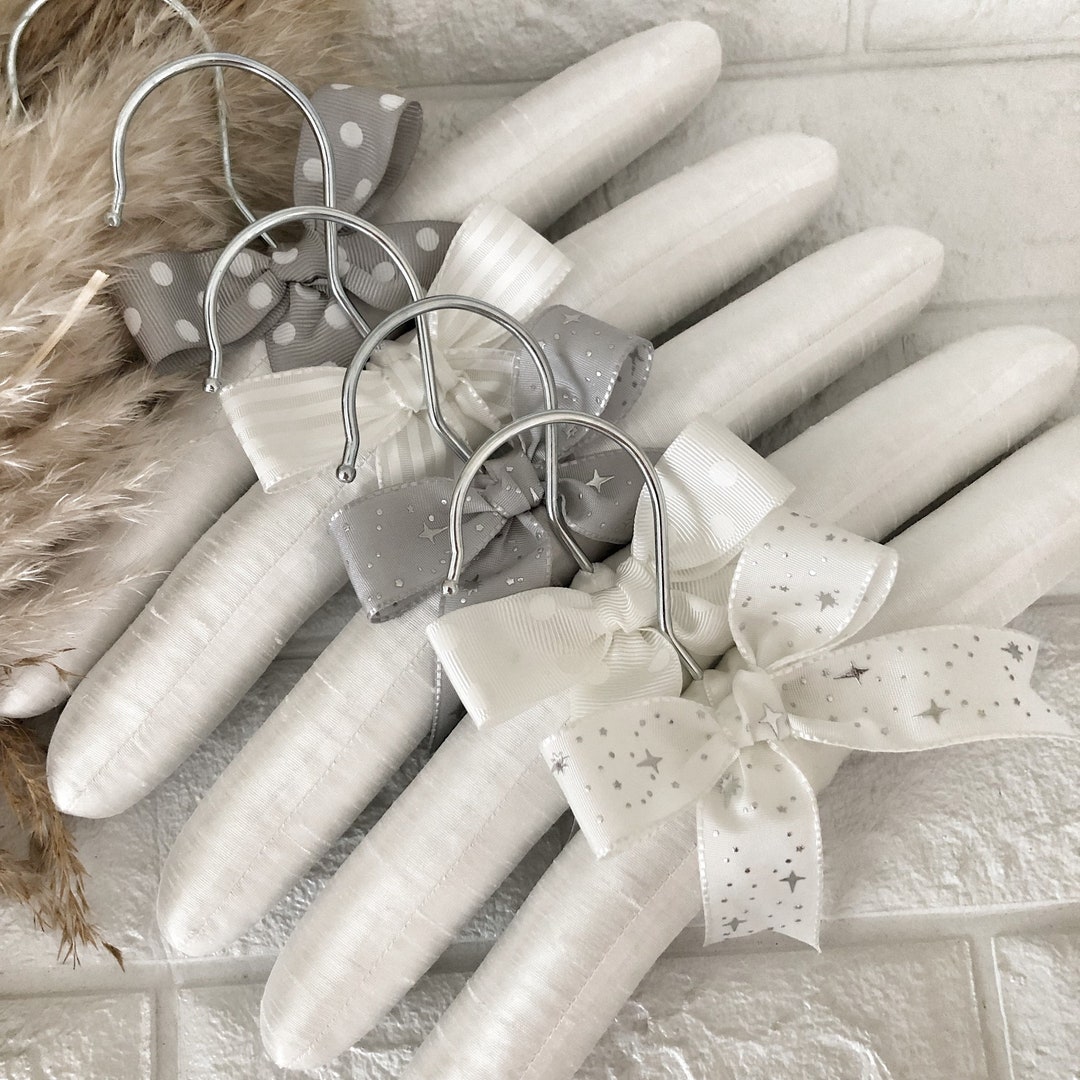 Customizable Off-white Baby Clothes Hanger Set,personalized Padded ...