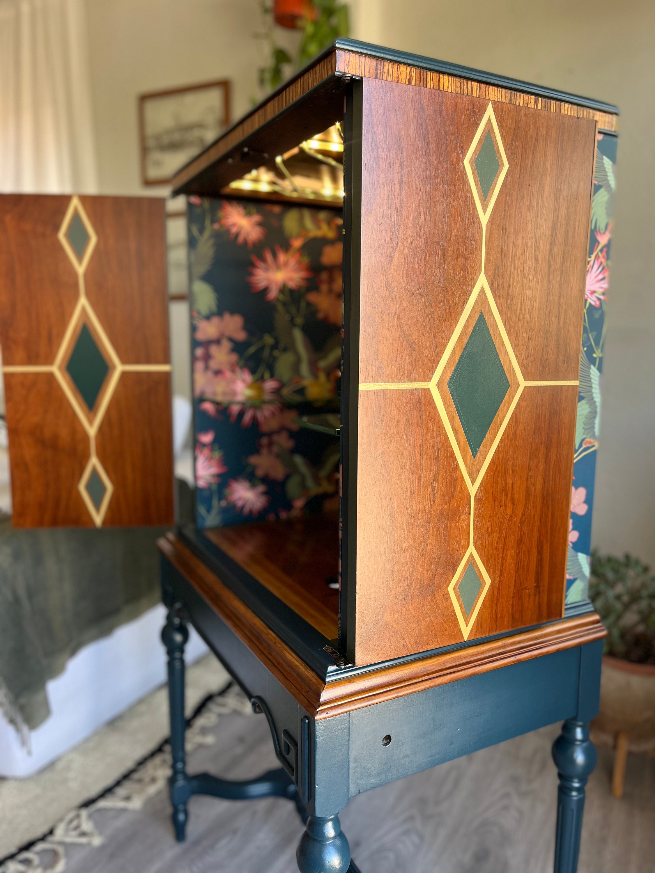 Sold***custom Designed Antique Radio Cocktail Cabinet Commission - Etsy