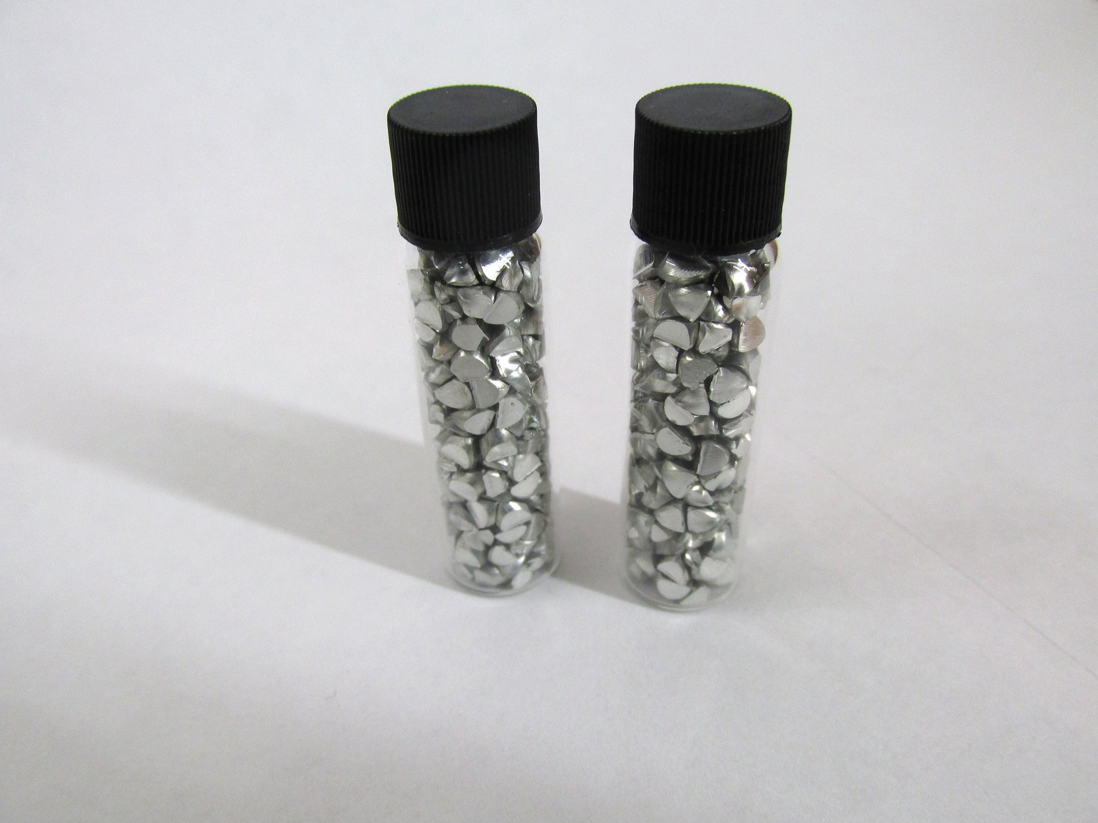Tin Chips Grains Granules for Decorative, Display, Jewellery, Element ...