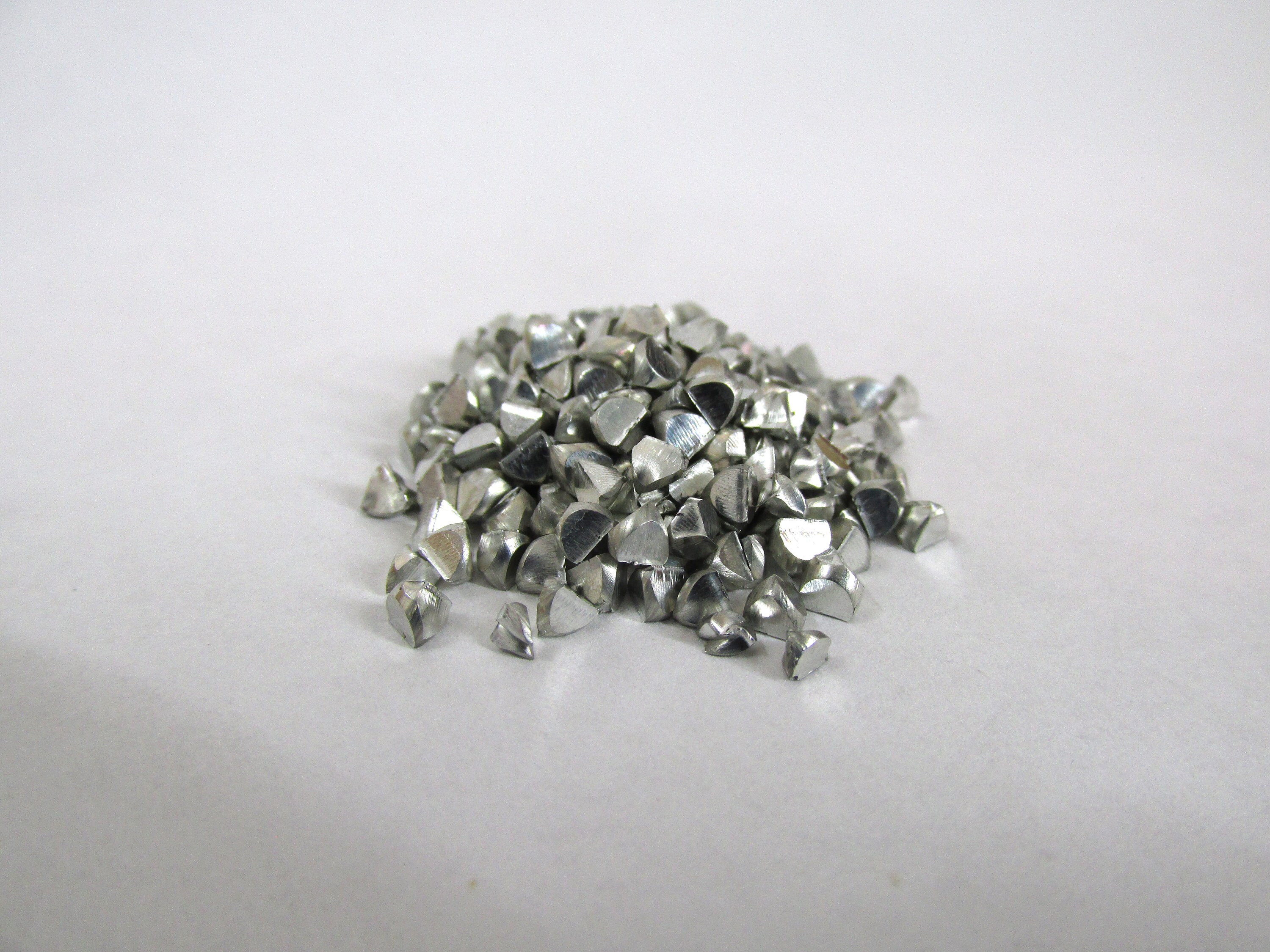 Tin Chips Grains Granules for Decorative, Display, Jewellery, Element ...