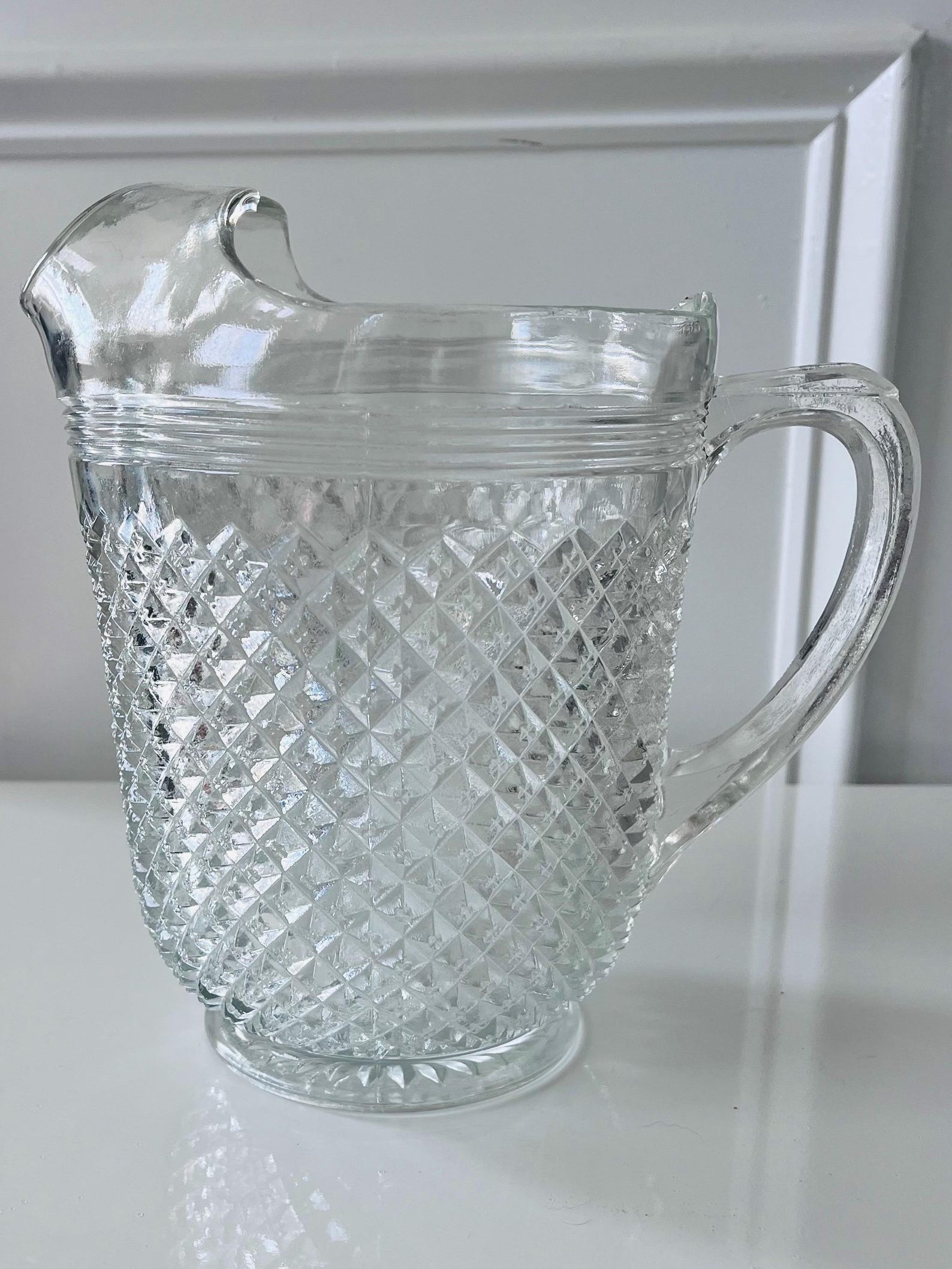 1950's Vintage Indiana Glass Pitcher Has a Beautiful Diamond Point ...