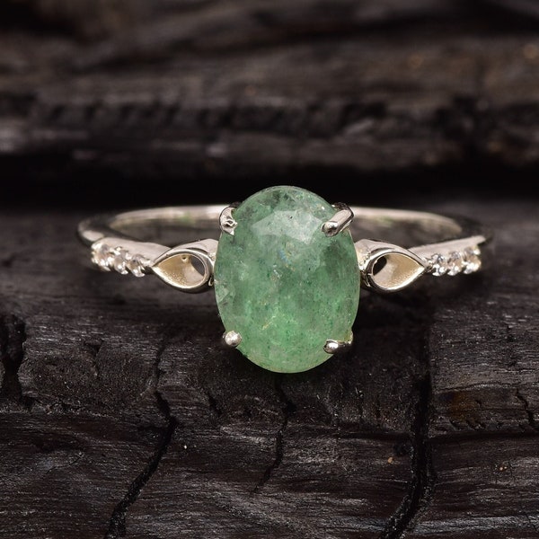 Green Stone Ring - Etsy