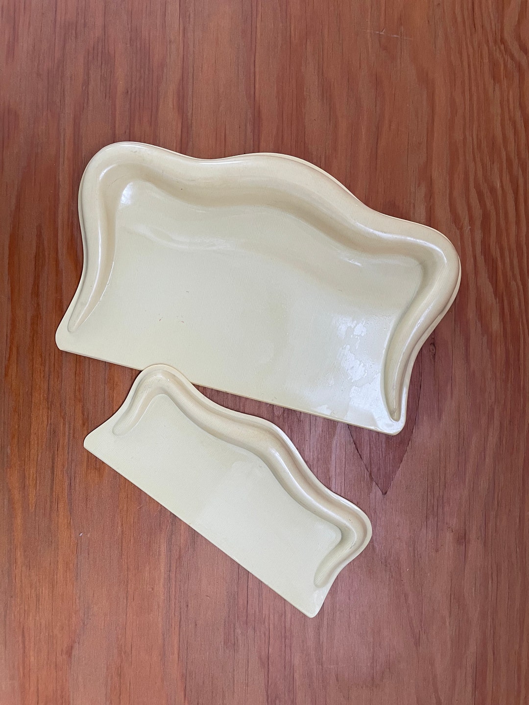 Vintage Butter Yellow 1950's Fuller Brush Co. Butler's Crumb Trays (set ...