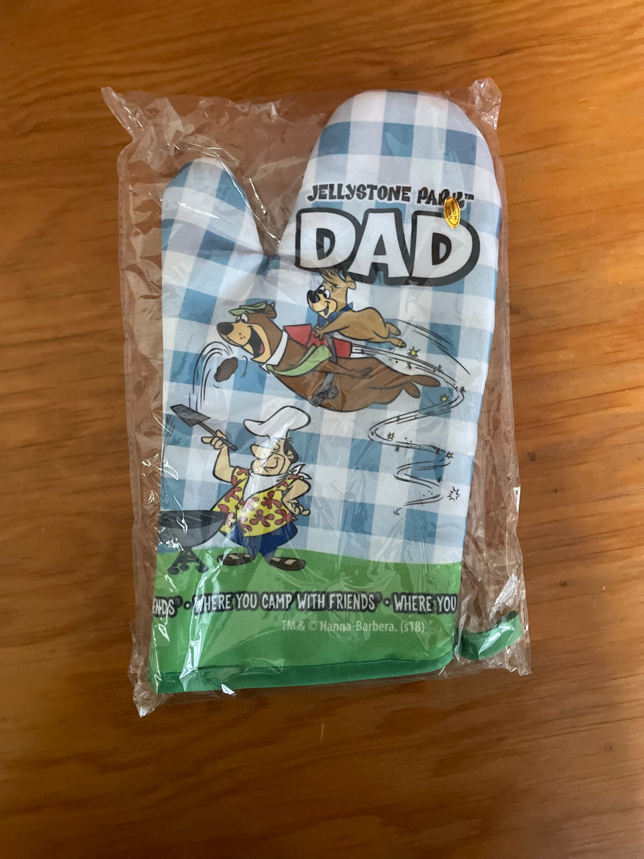 Jellystone Park Yogi Bear and Boo-boo Hanna Barbera Collectibles Pouch ...