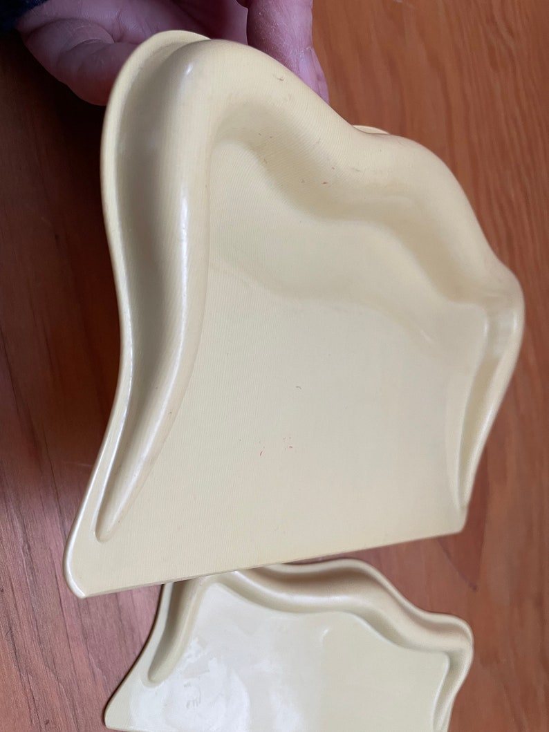 Vintage Butter Yellow 1950's Fuller Brush Co. Butler's Crumb Trays (set ...