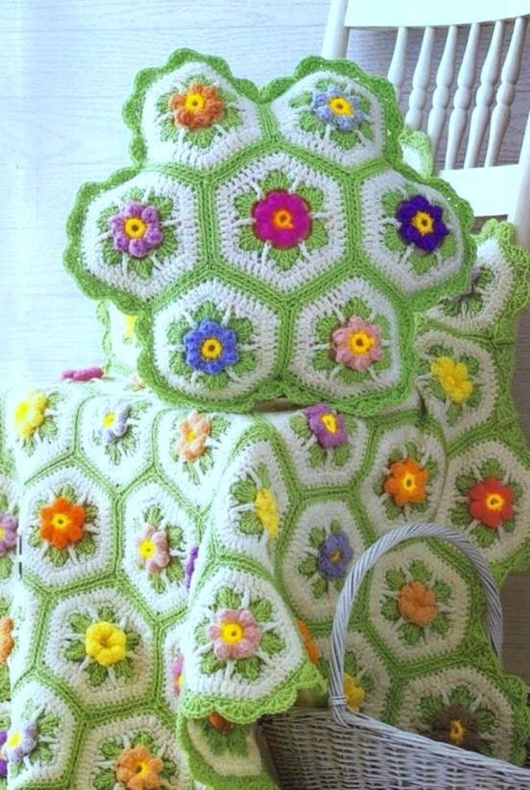 Vintage Crochet Pattern Granny Floral Hexagon African Flower Afghan and ...