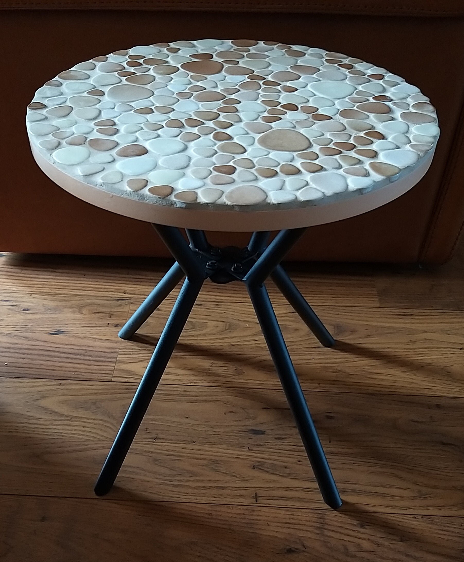 Wooden Circular Coffee Table Decorated by Hand With Pebbles Light Brown ...