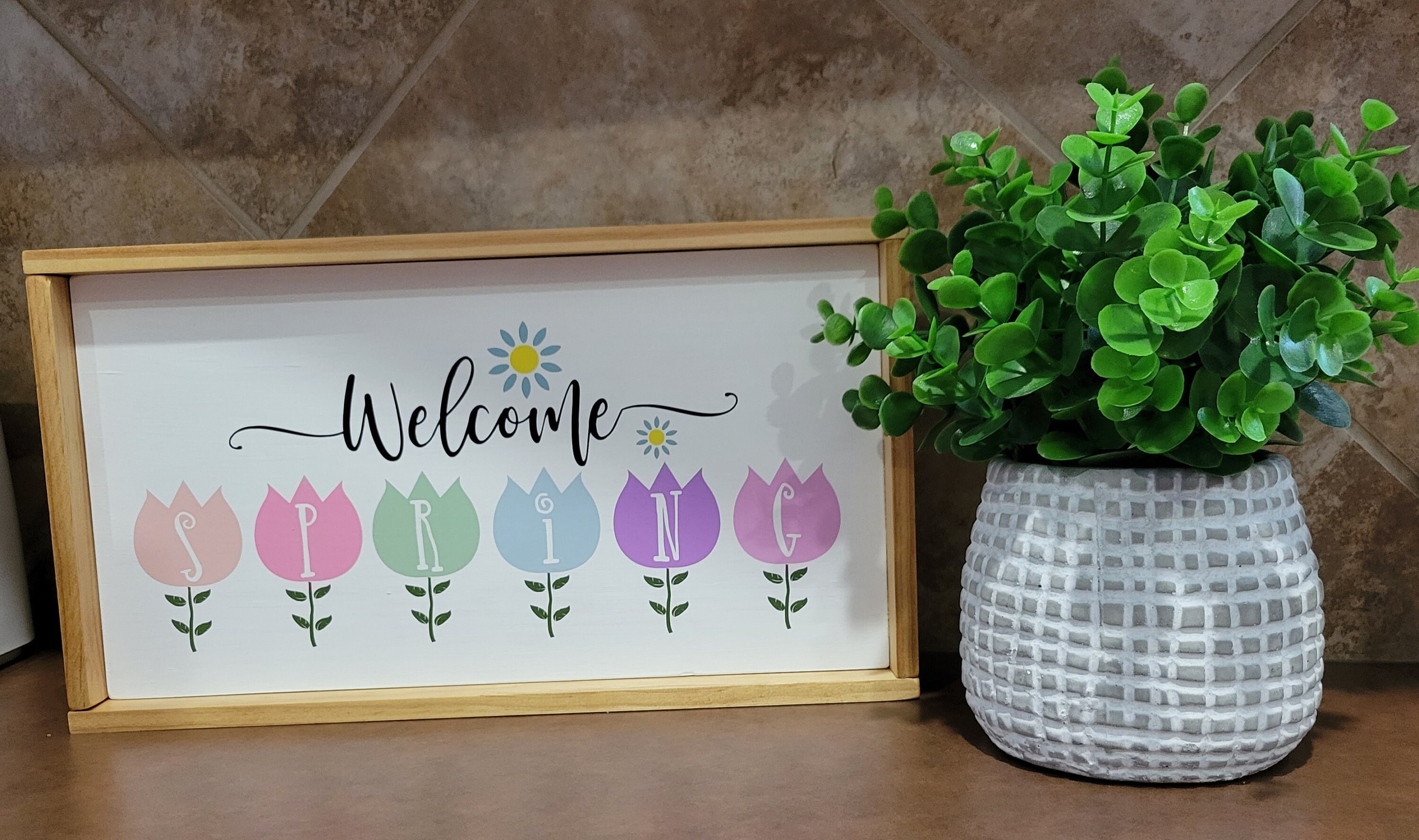Welcome Spring Sign, Spring Decor, Farmhouse Style, Flowers, Farmhouse ...