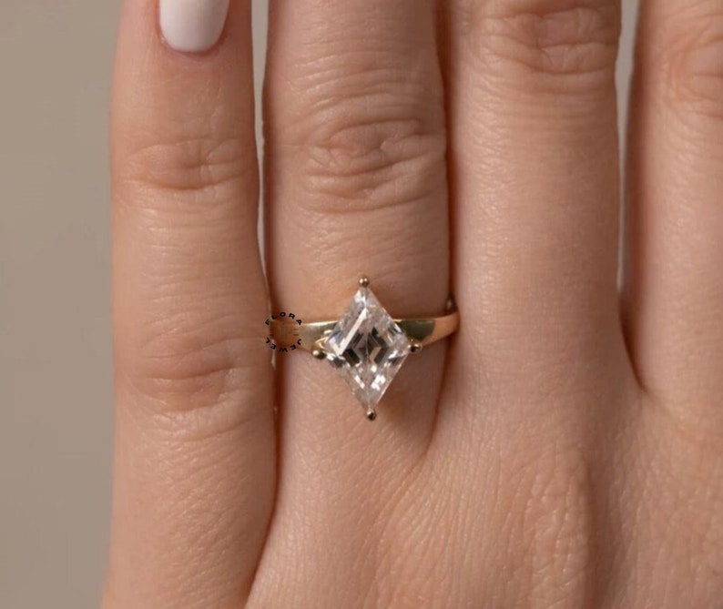 Kite Shape Diamond Engagement Ring Solitaire Ring Bridal Set - Etsy