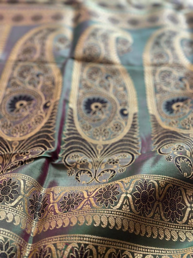 Royal Baluchari Saree - Etsy