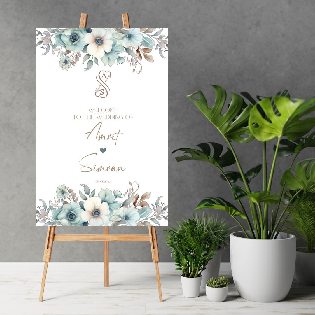 Floral Wedding Initial Board: Personalized Flower Heart Decor - Etsy
